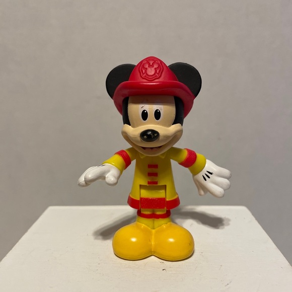 Disney | Toys | Disney Jr Mickey Mouse Clubhouse Firefighter Figure 3 ...
